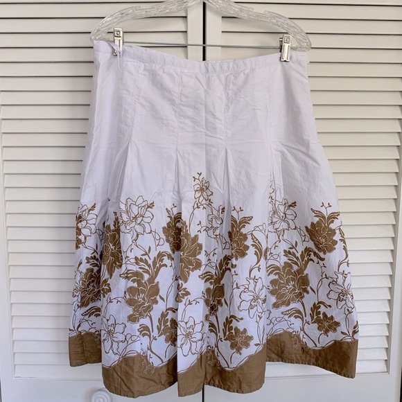 Connection 18 | Skirts | Connection 8 Skirt | Poshmark